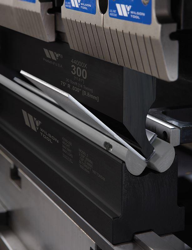 Achieving sharp bends in aluminum with the right tooling
