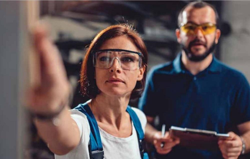 Educate metal stamping staff on deploying servo presses