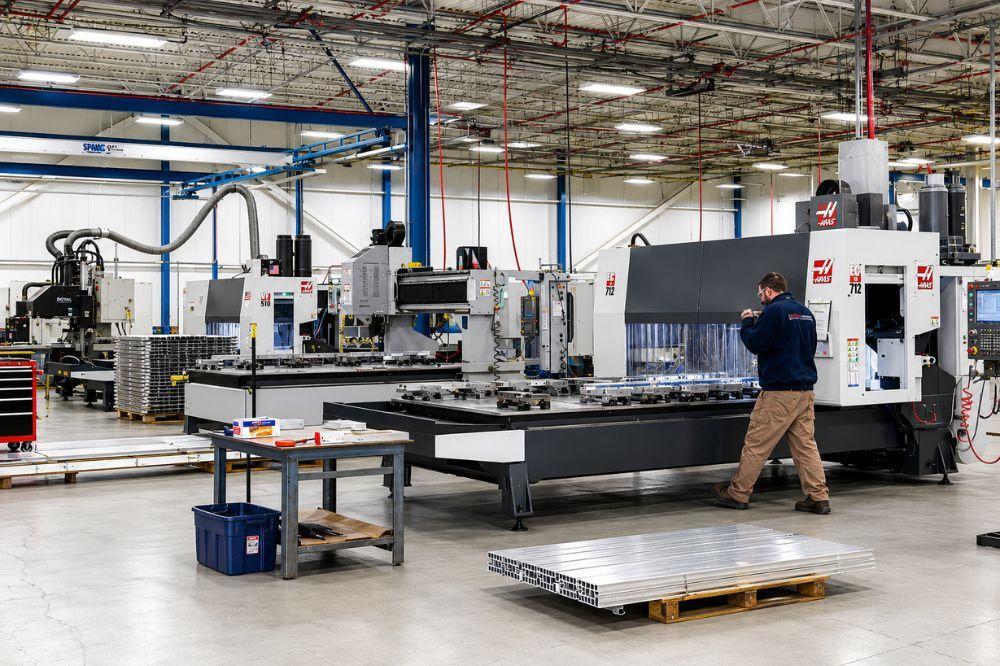 FAB 40: Momentum Manufacturing Group builds automation around its part mix